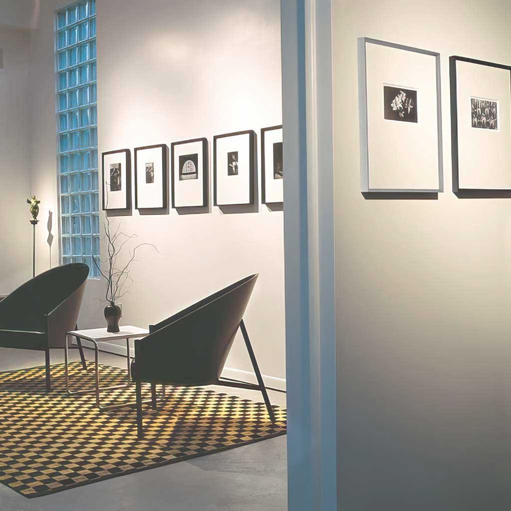 How to Choose the Perfect Framed Wall Art for Your Office